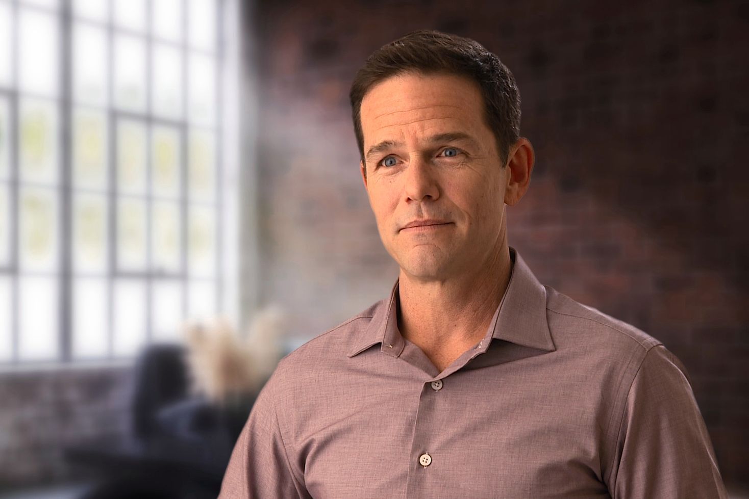 Eric Recalls How Leah Remini Went Behind Her Friends’ Backs
