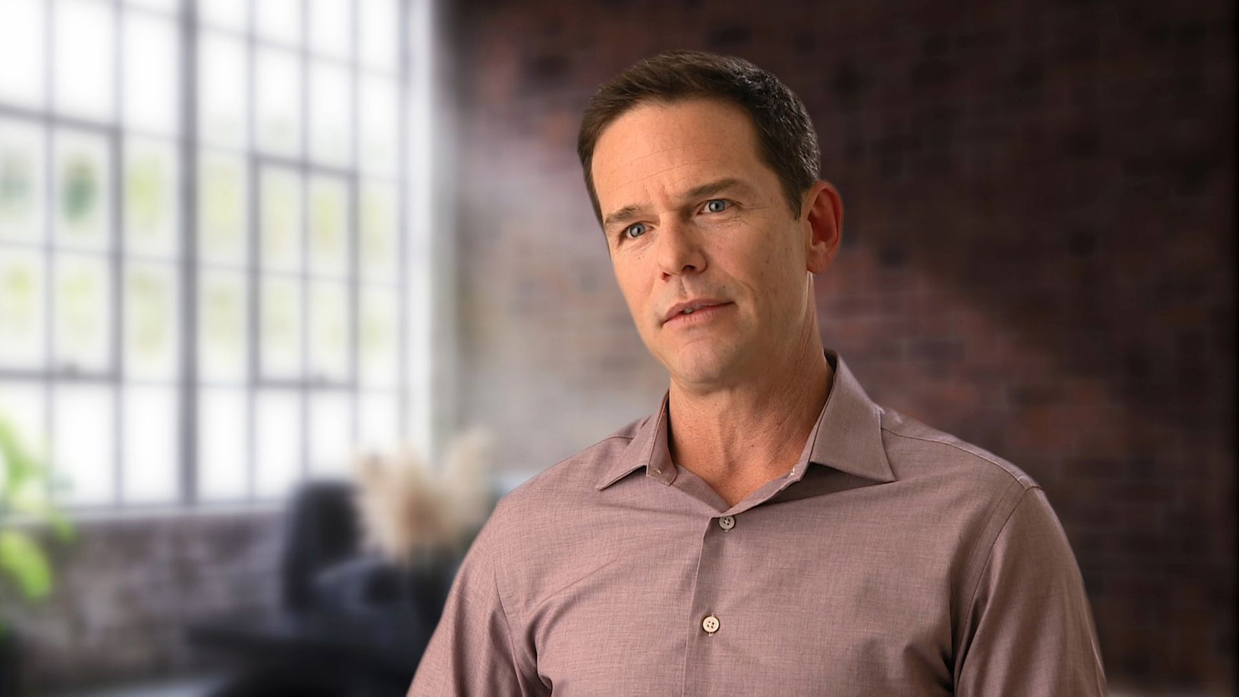 Eric Recalls How Leah Remini Went Behind Her Friends’ Backs