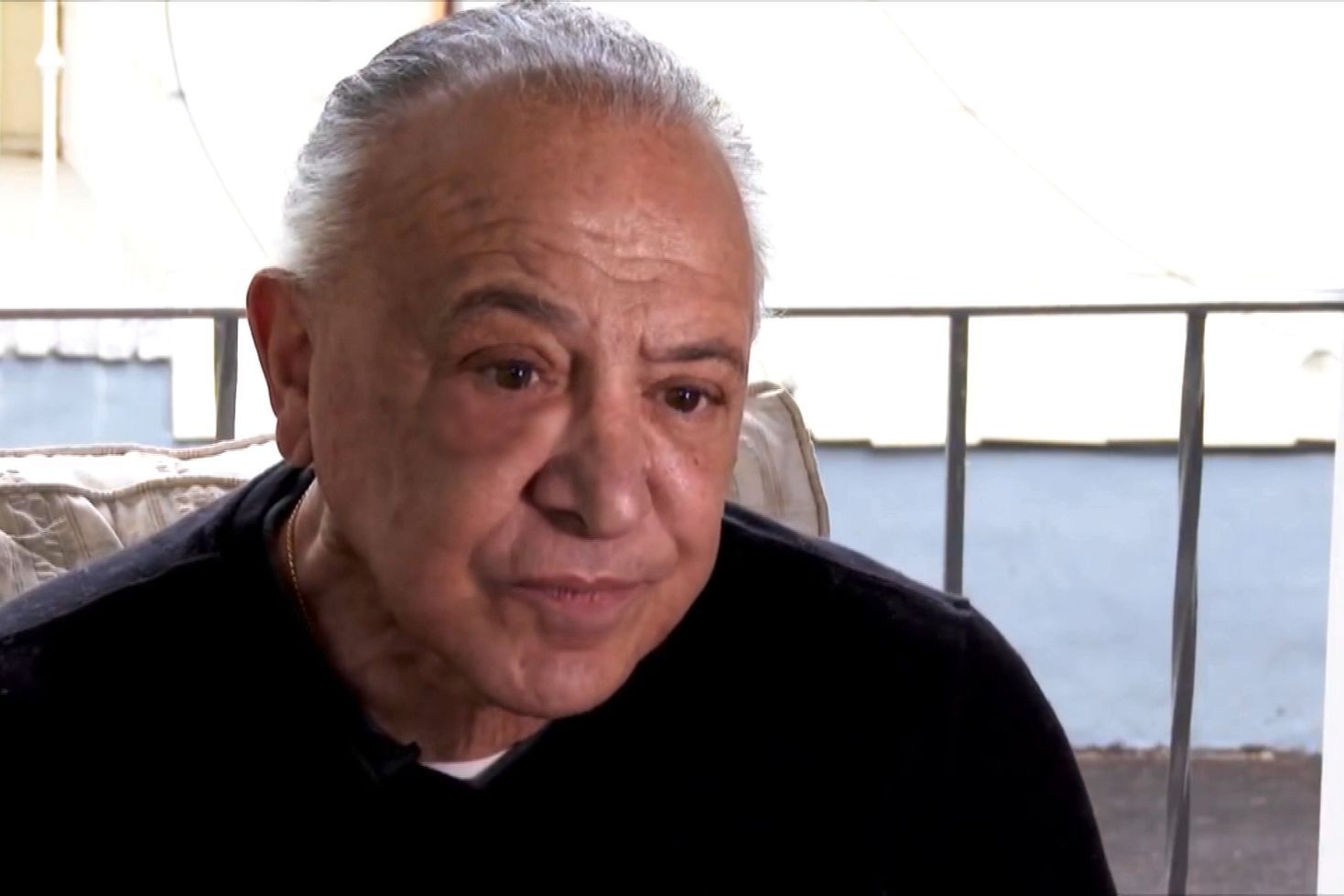 Leah Remini’s Father Speaks on Leah, Kevin James and the “Kiss of Death”